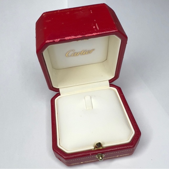 Cartier | Storage & Organization | Cartier Ring Pendant Box 235x235x2 ...